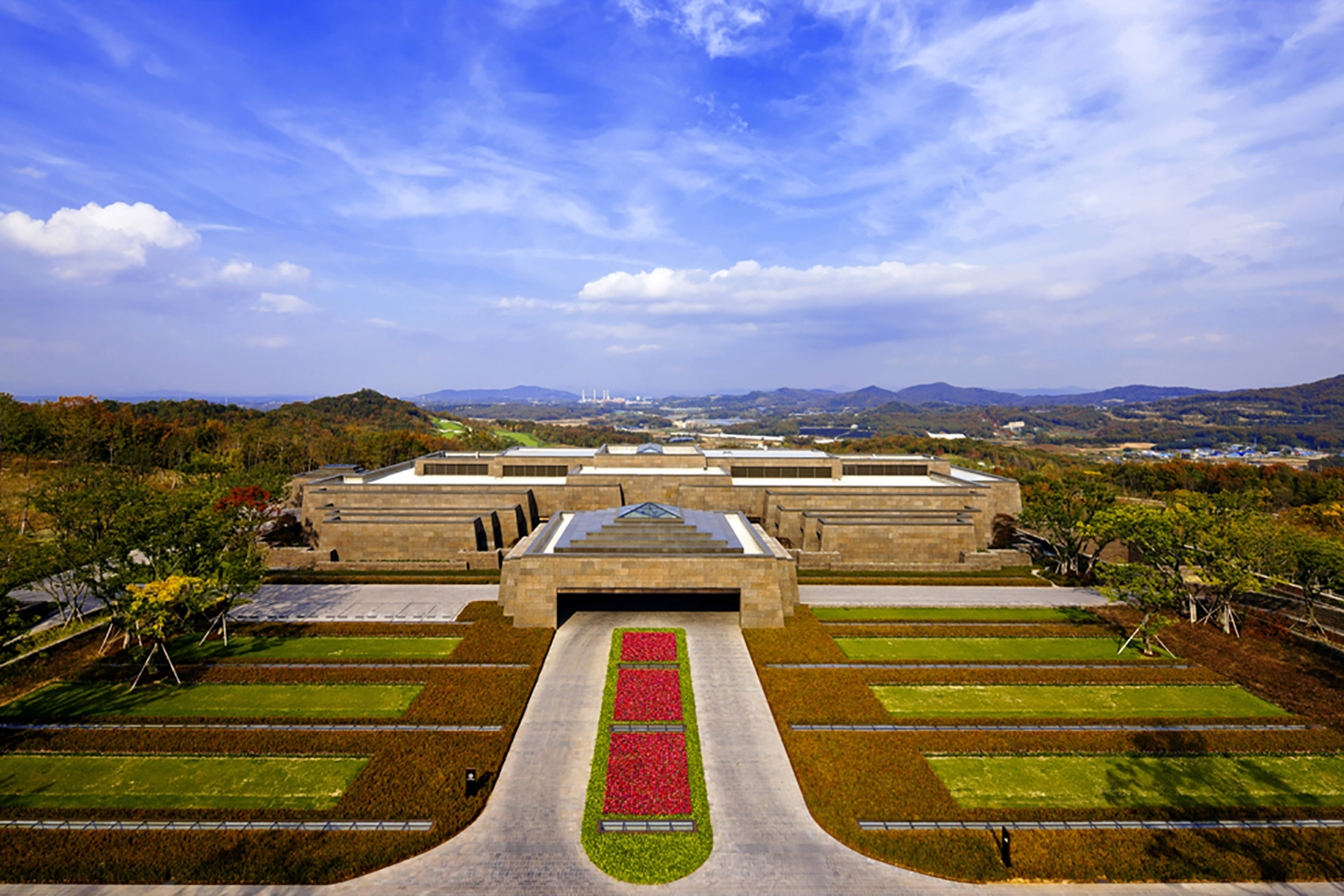 Trinity Country Club – Deviation