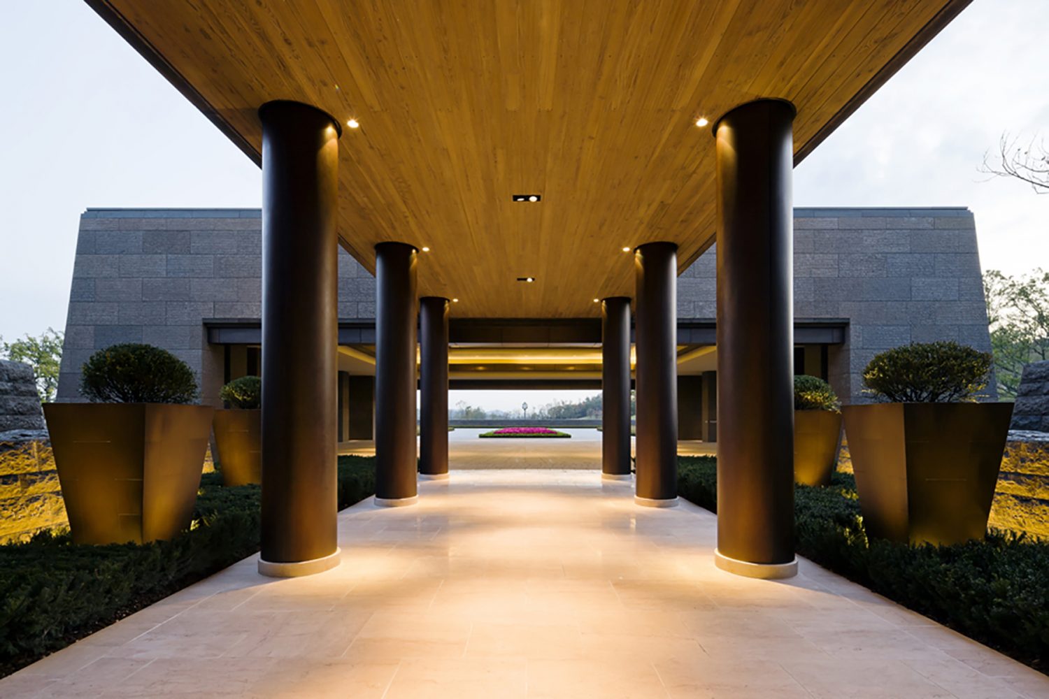 Trinity Country Club – Deviation